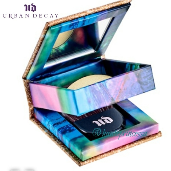 Urban Decay | Makeup | Final Priceurban Decay Space Powder | Poshmark